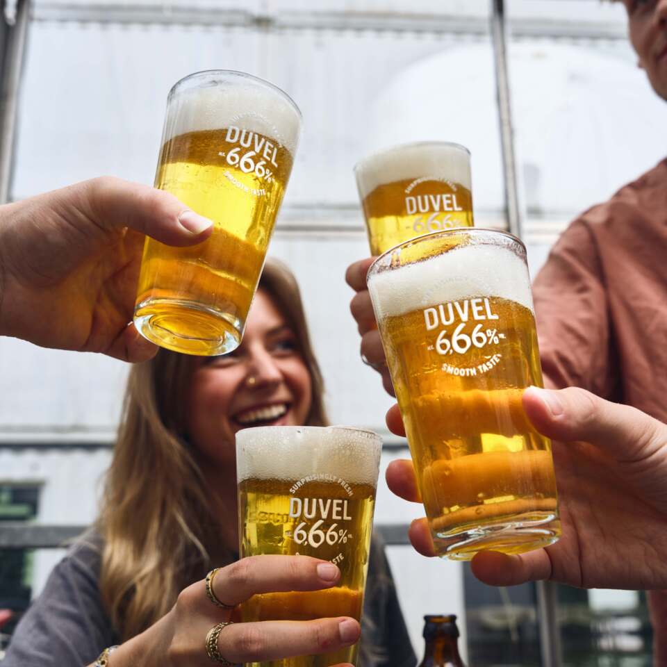 Drink a Belgian Golden Ale beer | Duvel